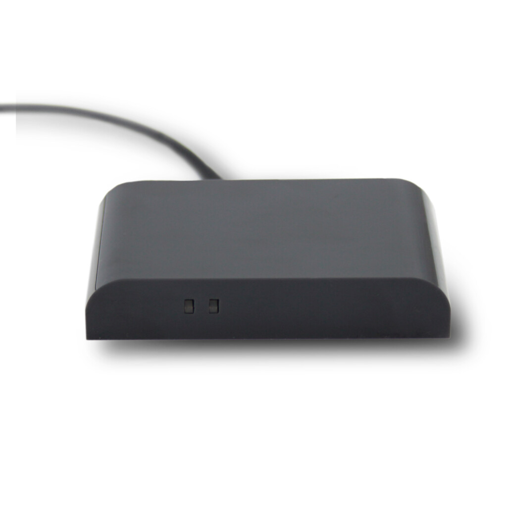 Lecteur de cartes RFID intégrant le NFC - Cartadis